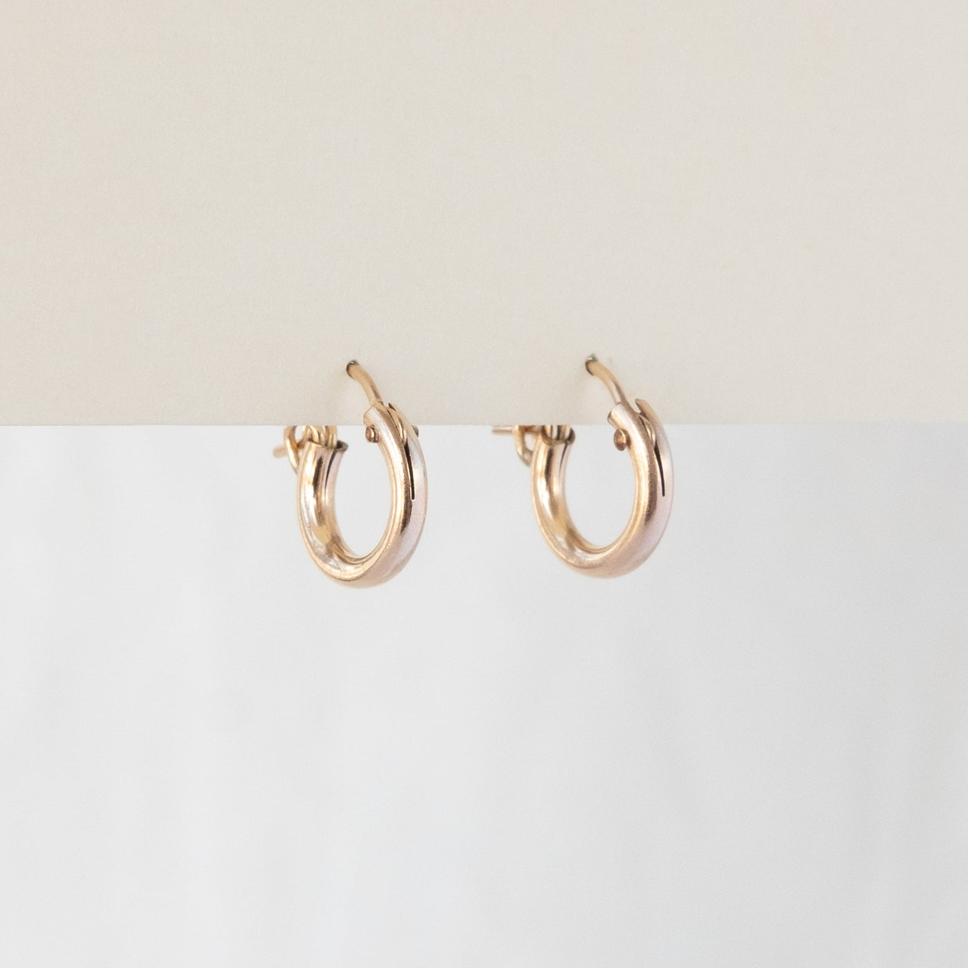 Sample 31: Gold Filled Everyday Hoop Earrings | Simple & Dainty